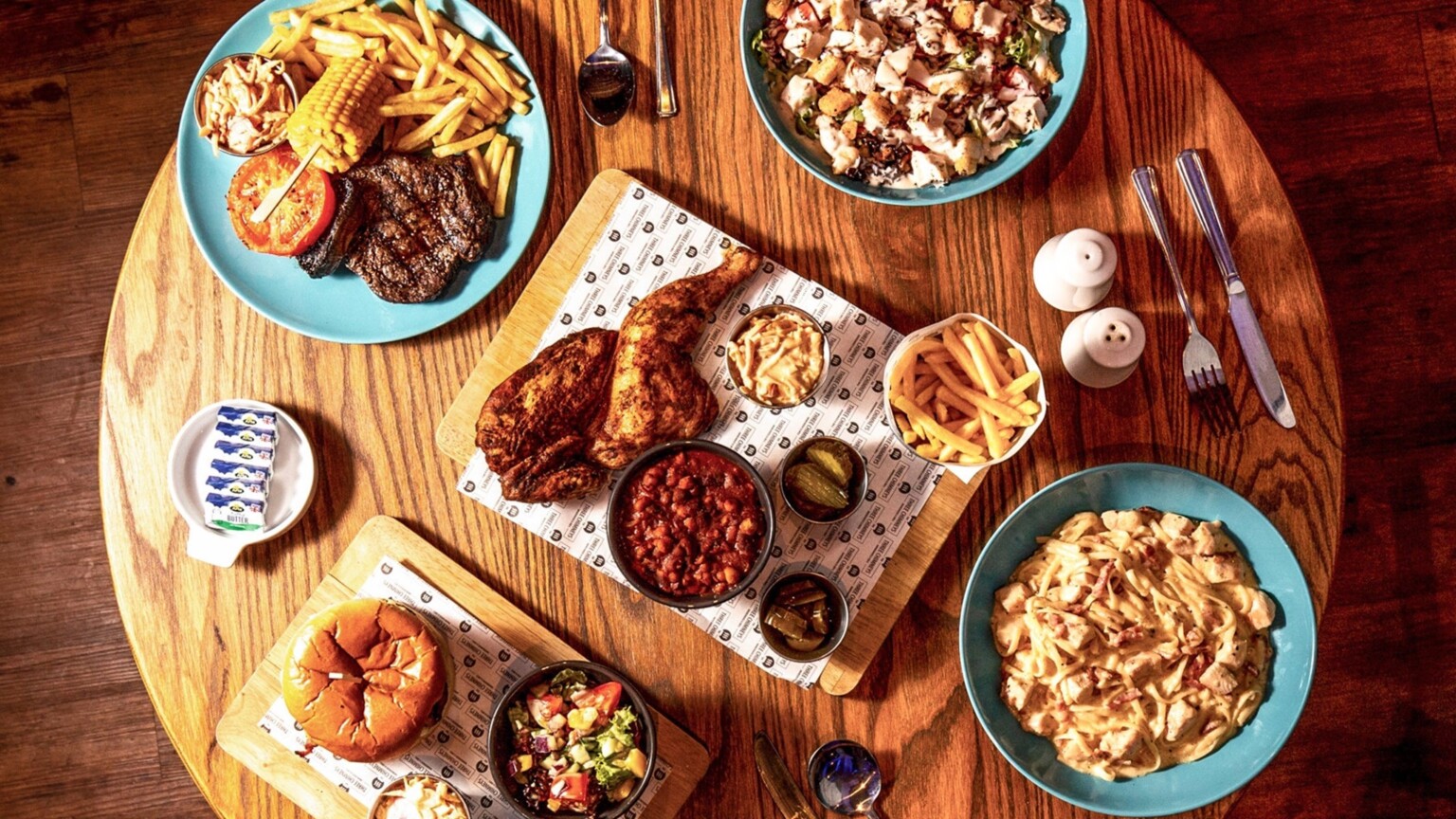 The Three Chimneys Smokehouse & Grill - Love Weymouth Tourist ...